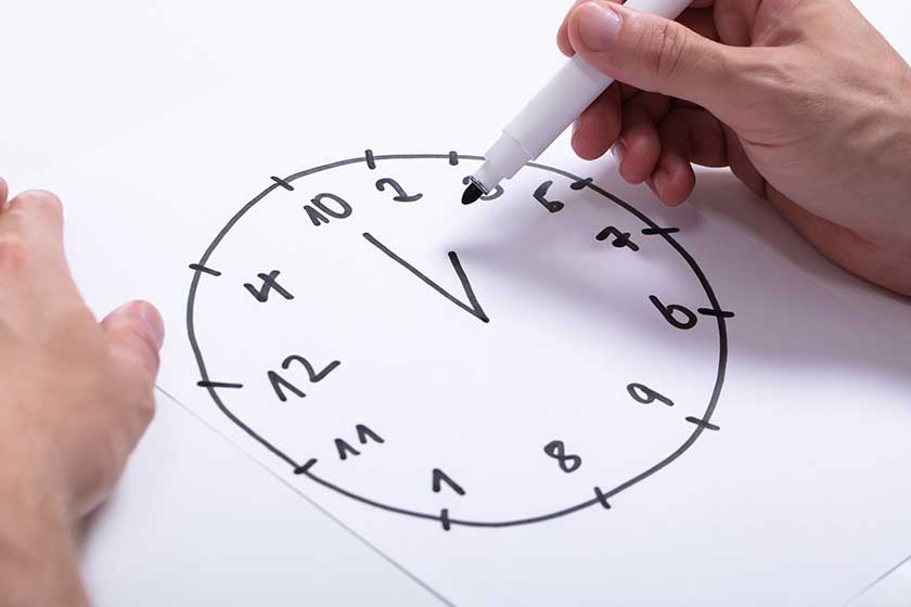 The Pros And Cons Of The Clock-Drawing Dementia Test | The Trace
